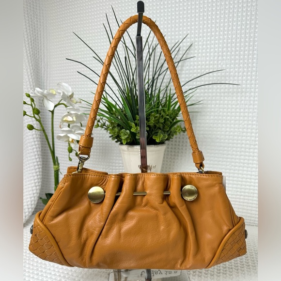 Via Spiga | Bags | Via Spiga Shoulder Bag | Poshmark